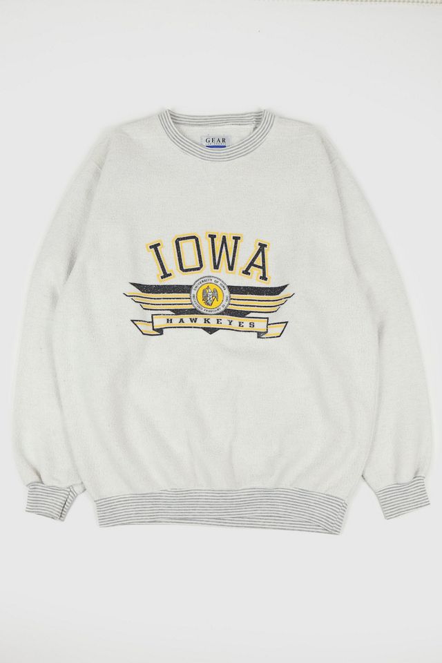 Vintage Iowa Hawkeyes Crewneck | Urban Outfitters