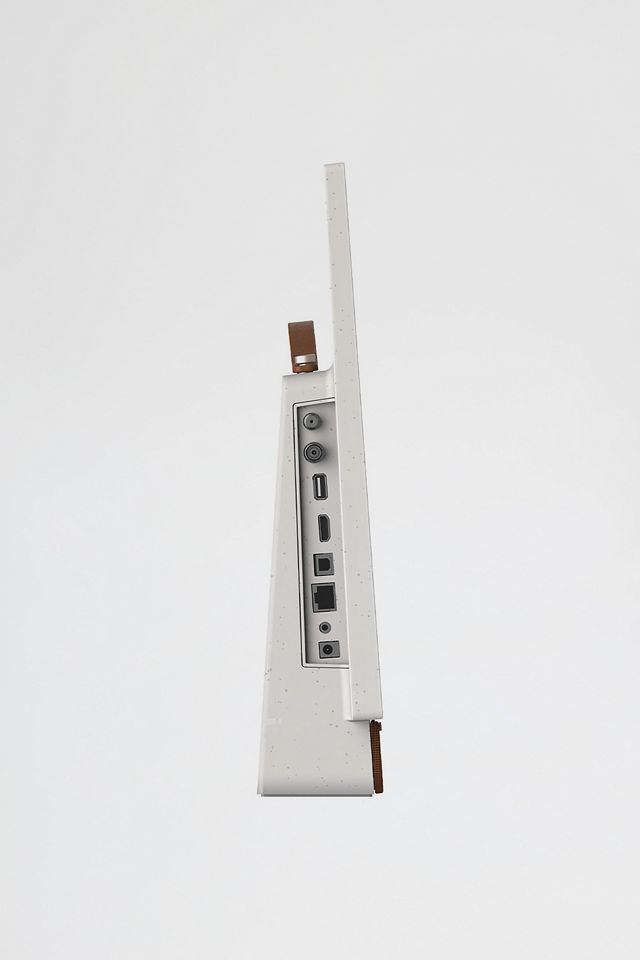 Skyworth P100 24" FHD Portable LED Display with Google TV | Urban ...