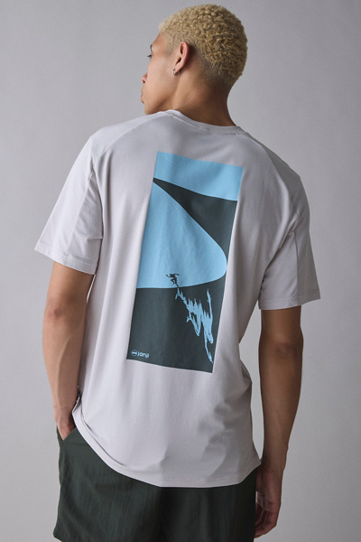Janji Circa Daily Graphic Tee | Urban Outfitters