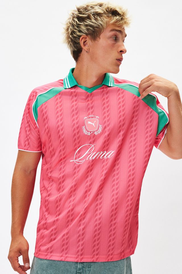 Puma Script Logo Relaxed Soccer Jersey Tee | Urban Outfitters