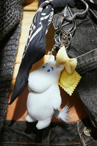 Moomin Moomintroll Plushie Keychain | Urban Outfitters
