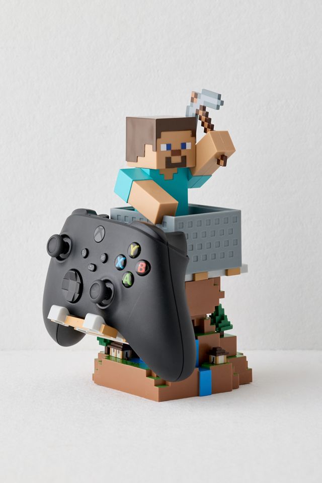 Support de Manette Minecraft Cable Guy | Urban Outfitters Canada