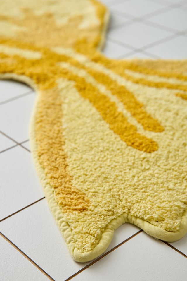 Bowtie Pasta Shape Tufted Bath Mat | Urban Outfitters