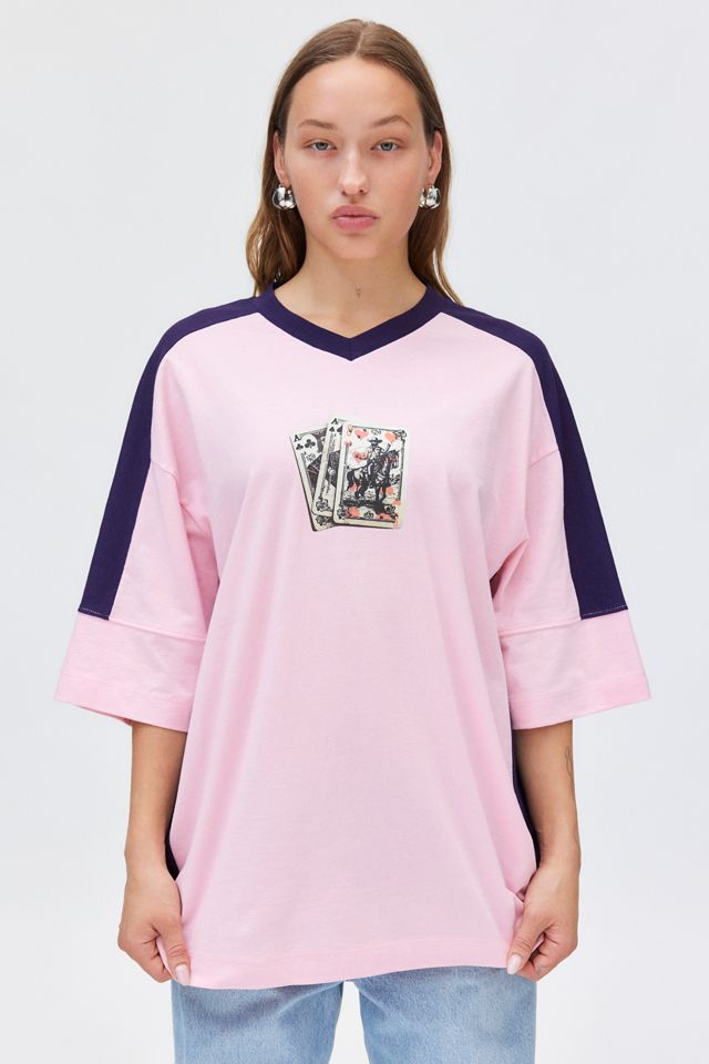 Show Your Cards Graphic V-Neck Jersey Tee | Urban Outfitters
