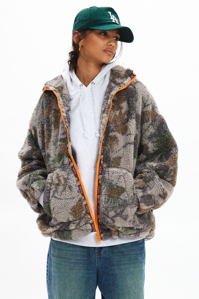 BDG Mae Printed Piled Fleece Zip-Up Jacket | Urban Outfitters