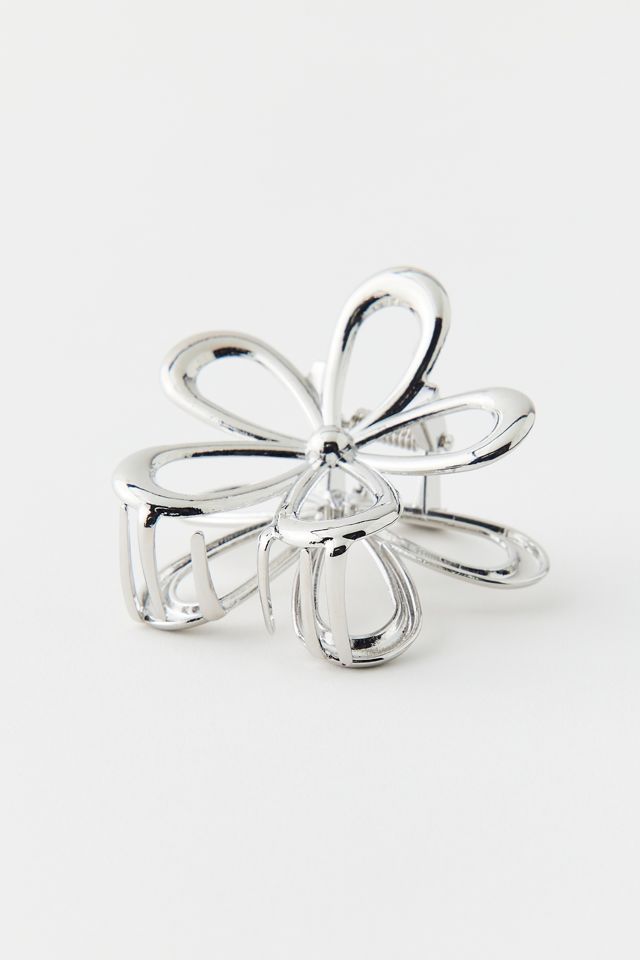 Metal Flower Shaped Claw Clip | Urban Outfitters