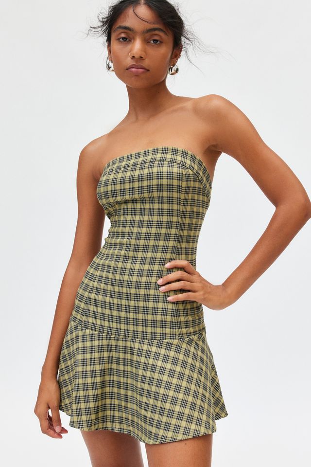 Motel Hadia Plaid Strapless Drop Waist Mini Dress | Urban Outfitters