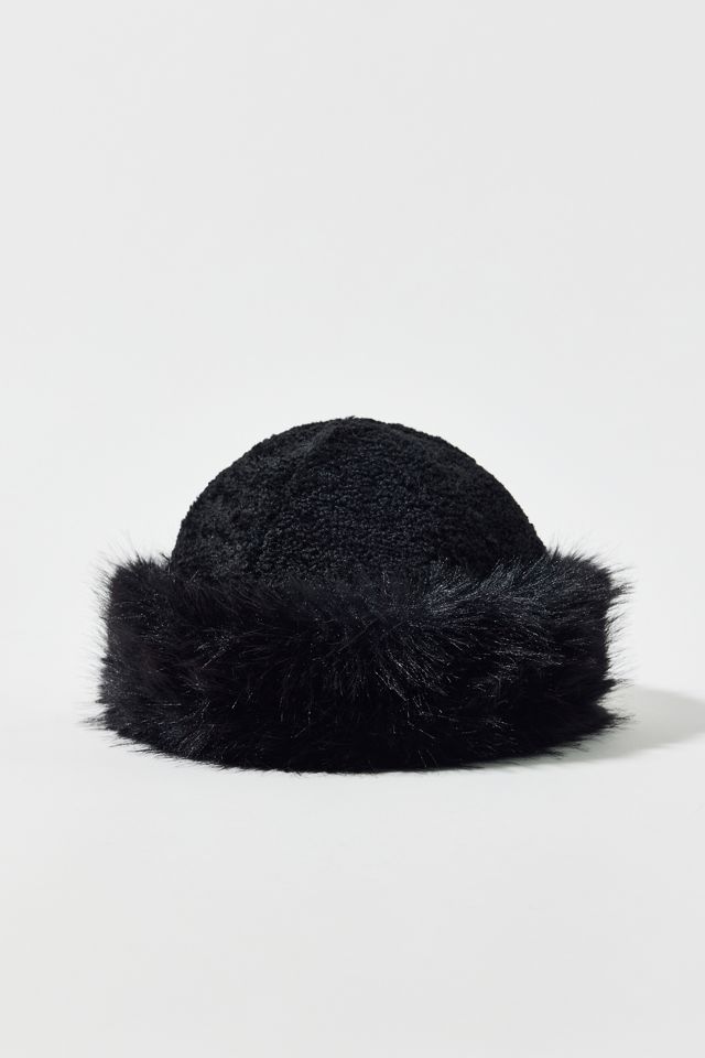 Faux Fur Cuff Fleece Hat | Urban Outfitters