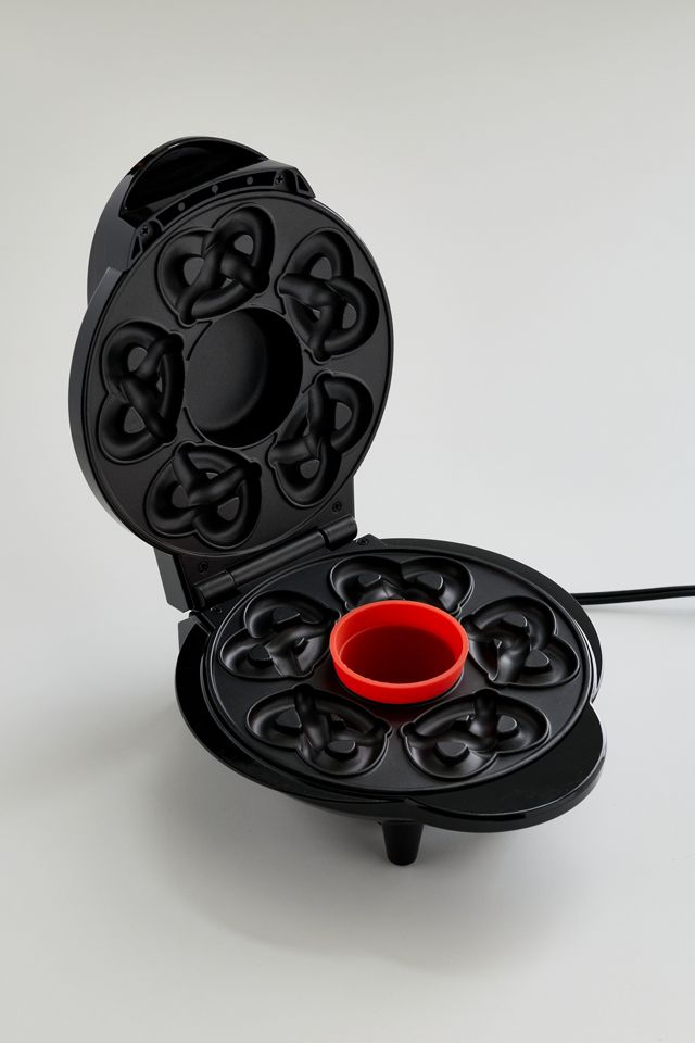 SuperPretzel Soft Pretzel Maker | Urban Outfitters