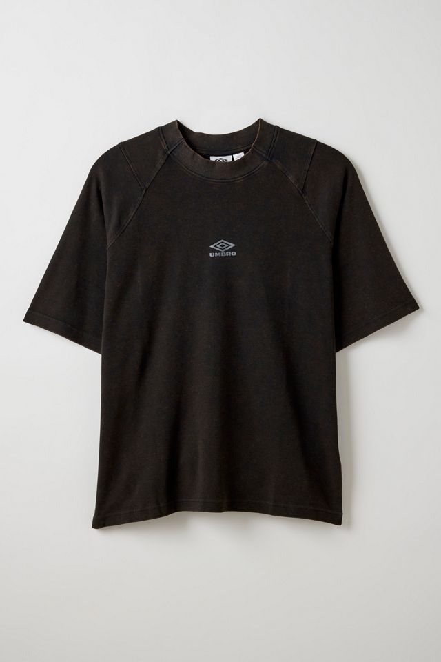 Umbro Boxy Logo Tee | Urban Outfitters Umbro Boxy Logo Tee | Urban Outfitters