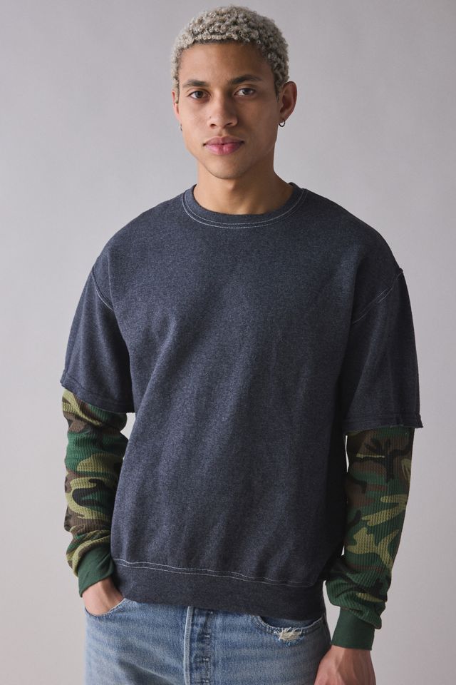 ReMADE By UO Camo Sleeve Cutoff Sweatshirt | Urban Outfitters
