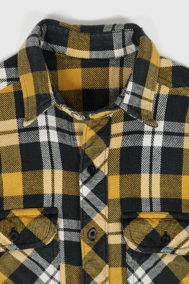 Vintage Plaid Button-Down Shirt | Urban Outfitters