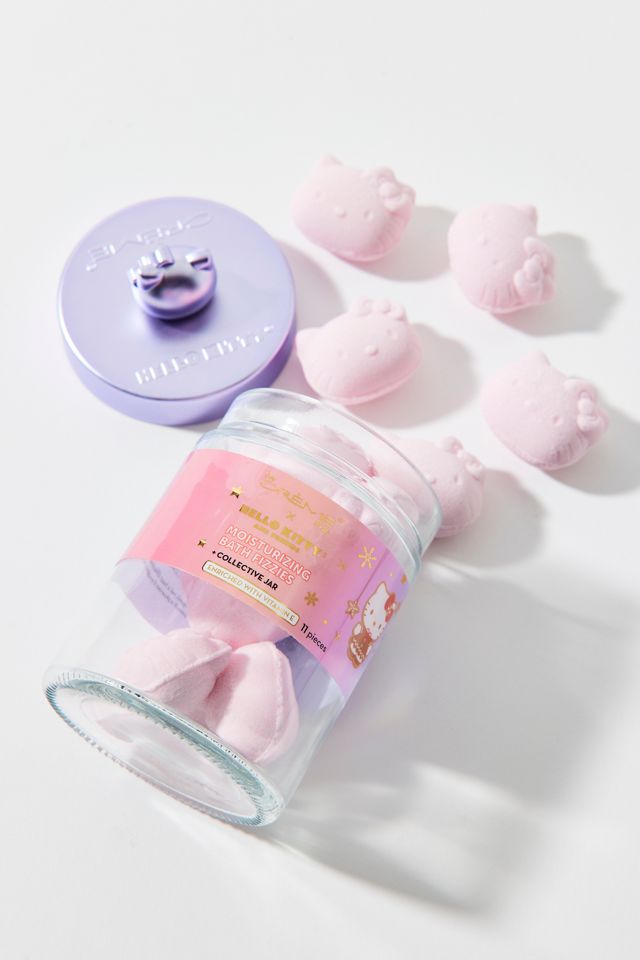 The Crème Shop X Sanrio Hello Kitty Moisturizing Bath Fizzy Set | Urban ...