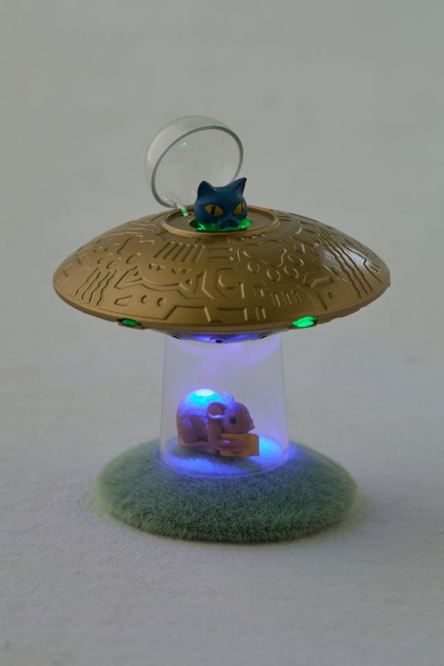 UFO Cat Invasion By Donald Lemke | Urban Outfitters