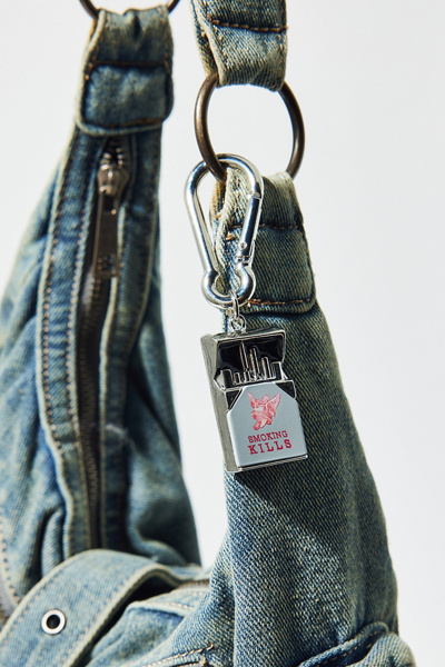 Smoking Kills Carabiner Keychain | Urban Outfitters