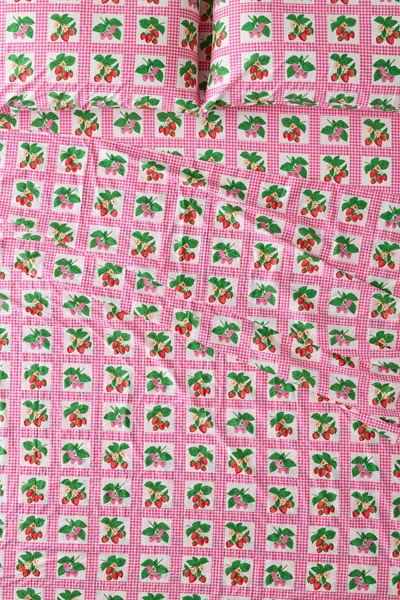 Gingham Fruit Patterned Sheet Set | Urban Outfitters