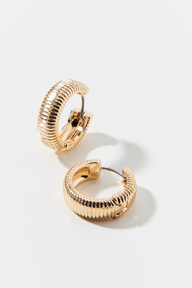 Ribbed Hoop Earring | Urban Outfitters