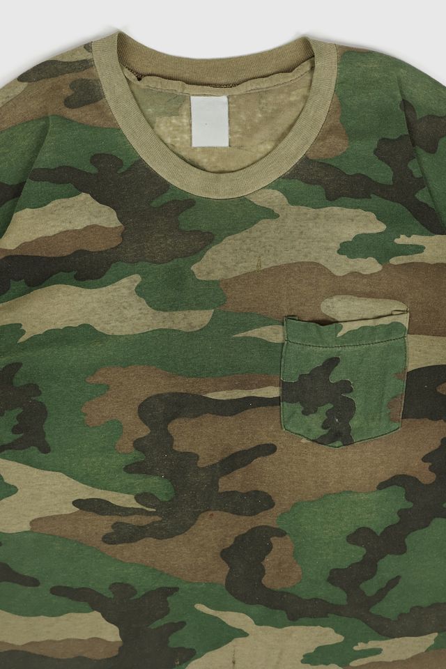Vintage Camo Tee | Urban Outfitters