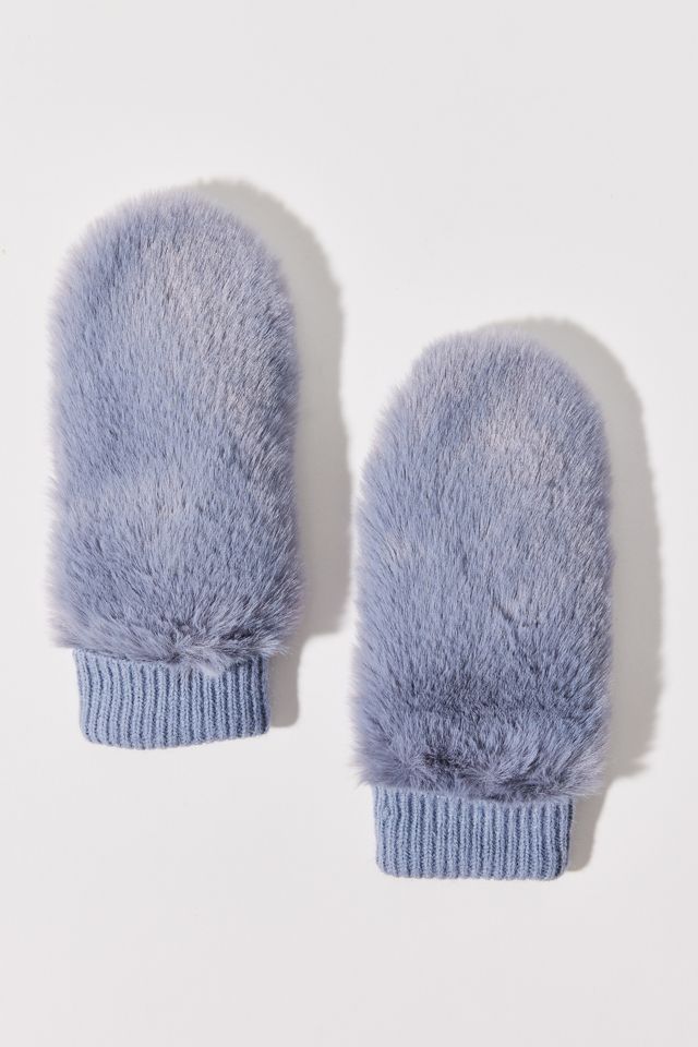 Fuzzy Faux Fur Convertible Mitten | Urban Outfitters
