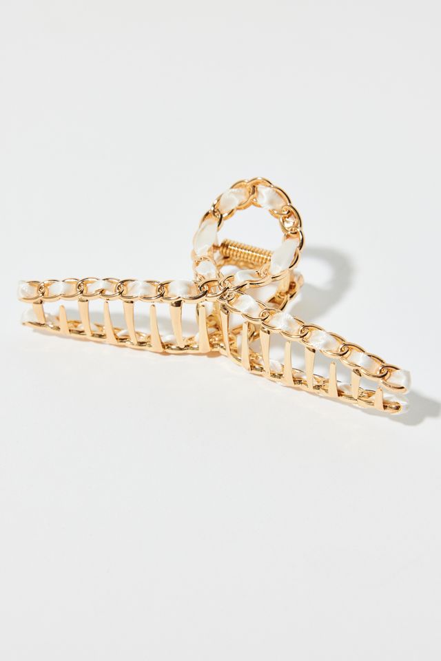 Ribbon Wrapped Infinity Claw Clip | Urban Outfitters