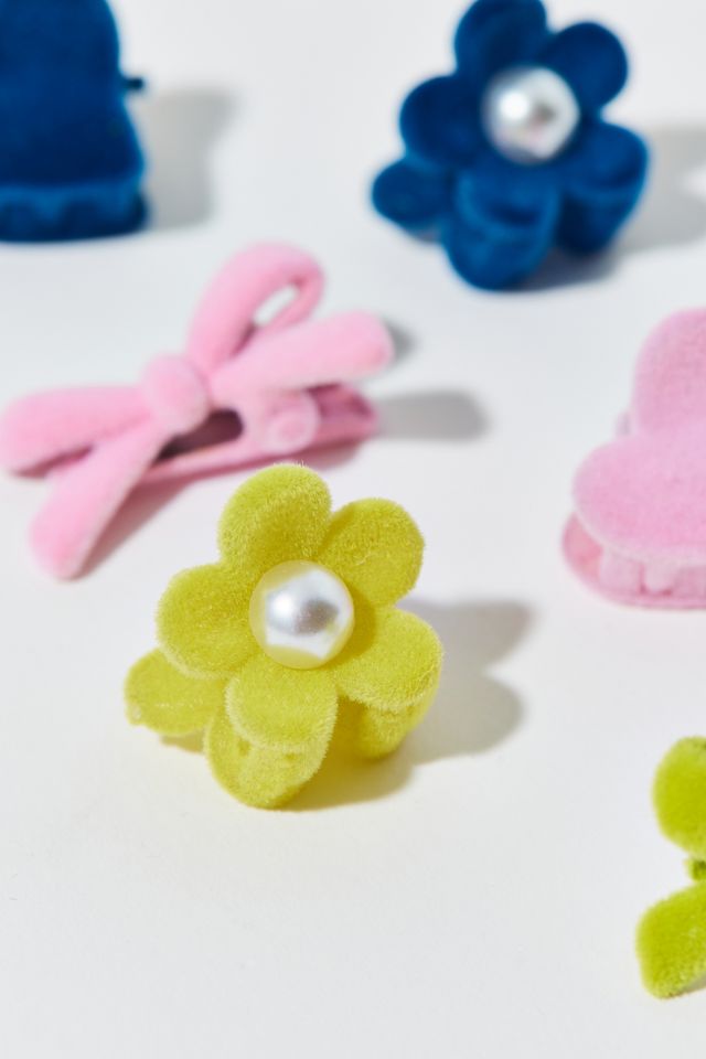 Velvet Mini Claw Clip Set | Urban Outfitters