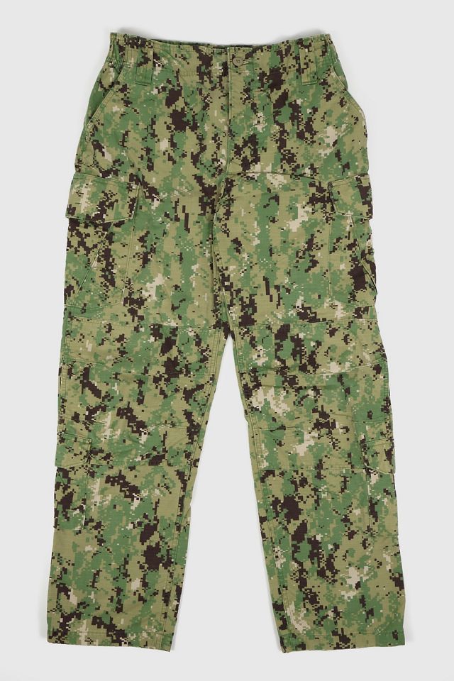 Vintage Digi Camo Pants | Urban Outfitters