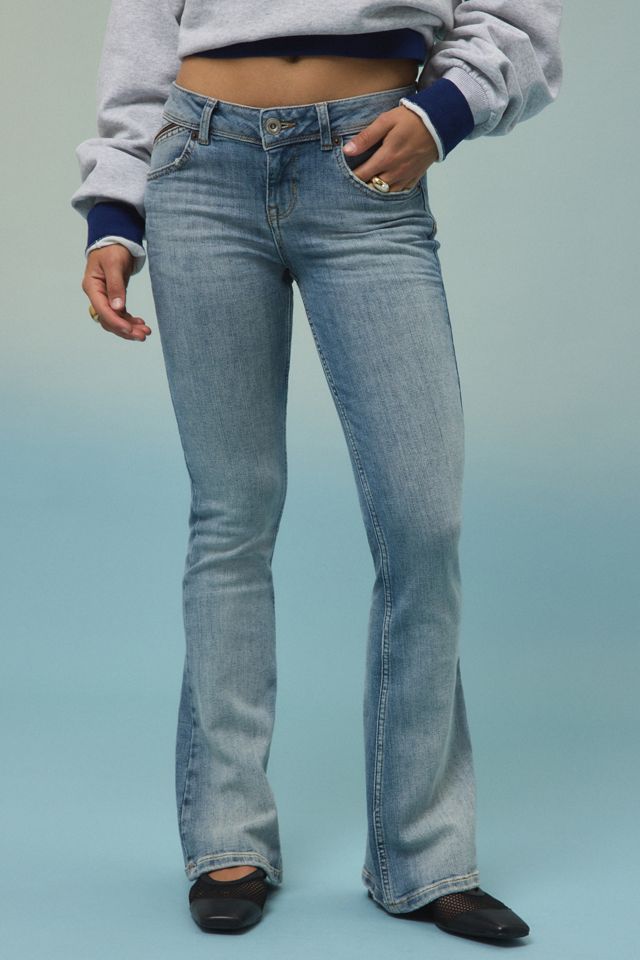 BDG Brooke Low-Rise Flare Jean | Urban Outfitters