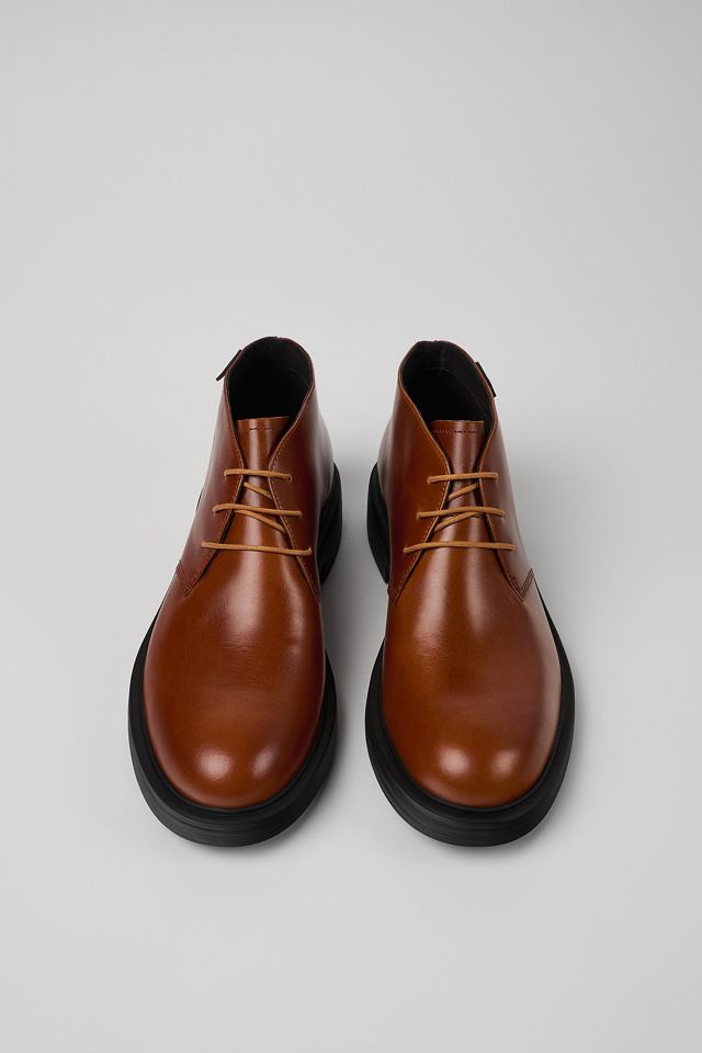 Camper Dean Leather Chukka Boot | Urban Outfitters