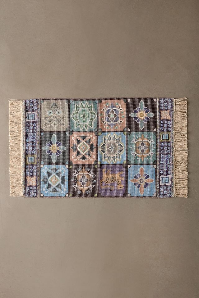 Izzy Tile Printed Rug | Urban Outfitters