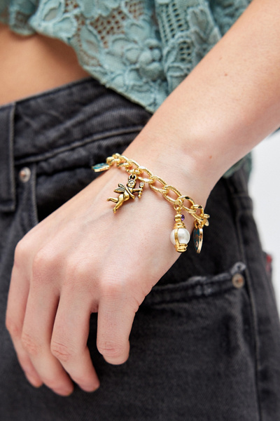 Brooklyn Charm UO Exclusive Seattle Charm Bracelet | Urban Outfitters