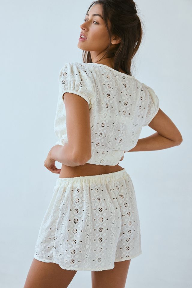 Dippin’ Daisy’s Riverbend Lace Micro Short | Urban Outfitters