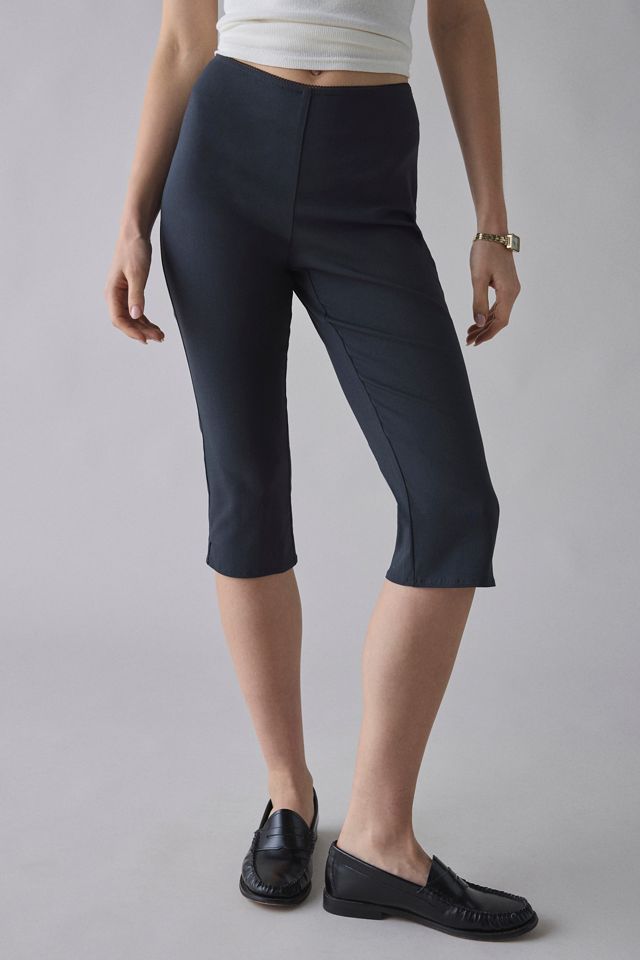 Kimchi Blue Ellie High Rise Stretch Capri Pant | Urban Outfitters