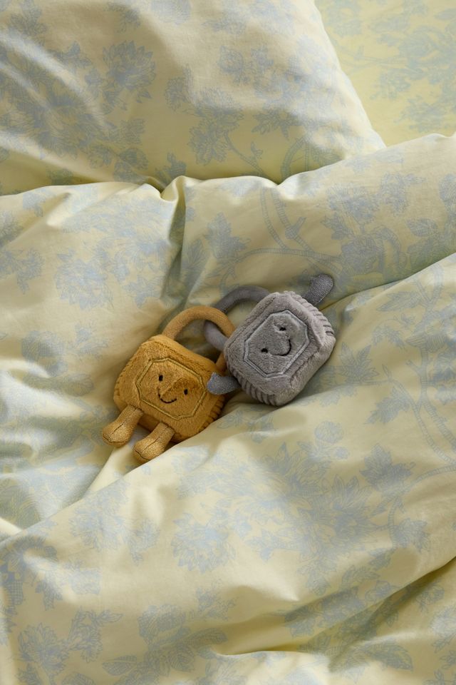 Jellycat Amuseables Love Locks Plushie | Urban Outfitters