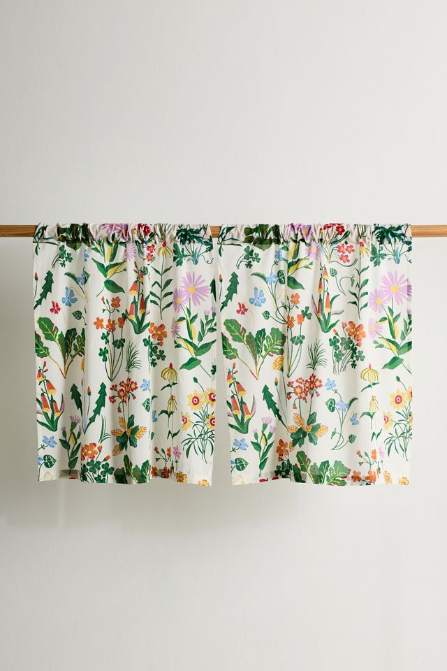 Flori Wildflower Pattern Café Curtain Set | Urban Outfitters Canada