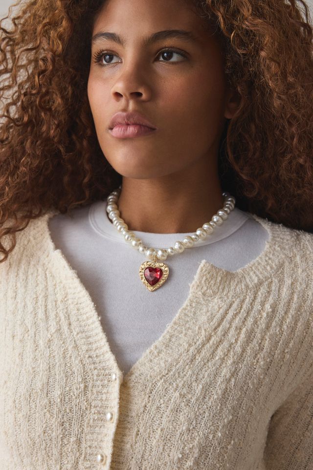 Aphrodite Rhinestone Heart Pearl Necklace | Urban Outfitters Aphrodite Rhinestone Heart Pearl Necklace | Urban Outfitters