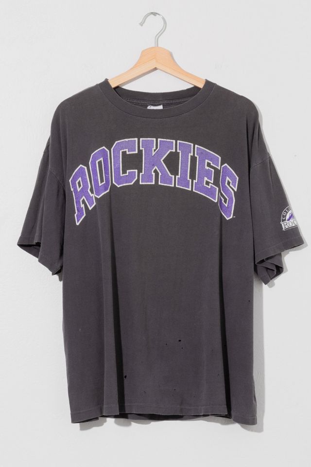 Vintage 1990s Distressed Colorado Rockies Graphic T-Shirt | Urban ...