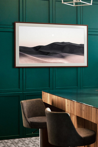 Samsung The Frame 50" 4K HDR Smart TV | Urban Outfitters