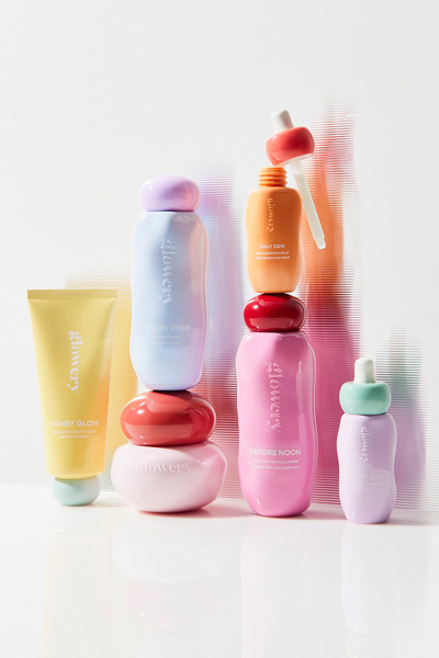 Glowery Pillow Prep Facial Exfoliator | Urban Outfitters