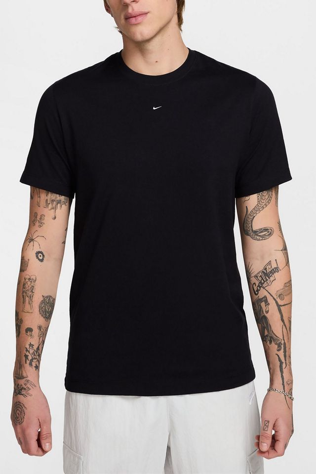 Nike Emotion Of Sport Graphic Tee | Urban Outfitters