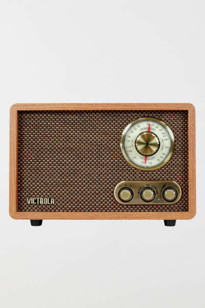 Victrola Willow Retro Bluetooth FM/AM Radio | Urban Outfitters