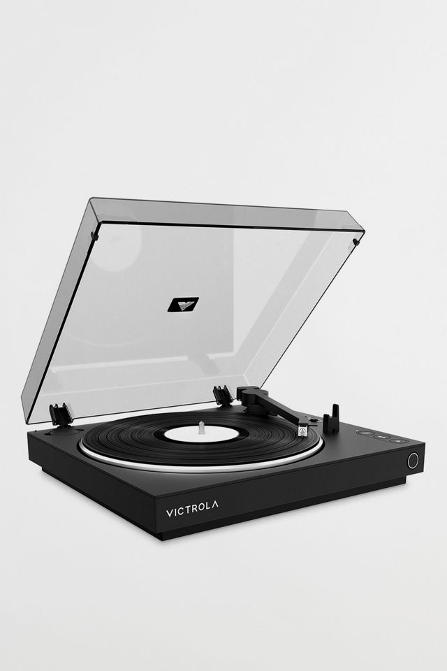 Victrola VPT-800 Automatic Bluetooth Turntable | Urban Outfitters