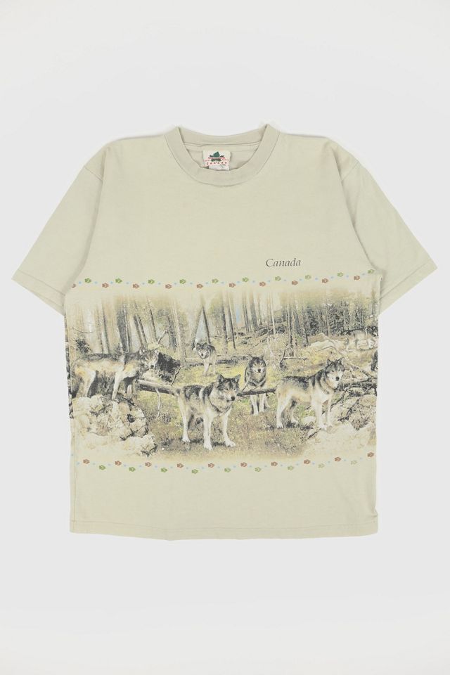 Vintage Canada Wolf Tee | Urban Outfitters