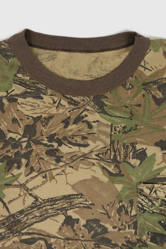 Vintage Camo Long Sleeve Tee 03 | Urban Outfitters